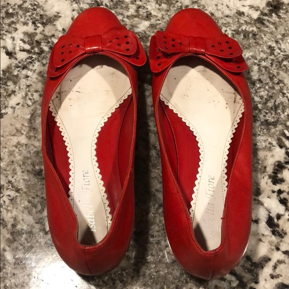 Isabella Fiore | Shoes | Isabella Foote Ref Flats With Bow Accent ...